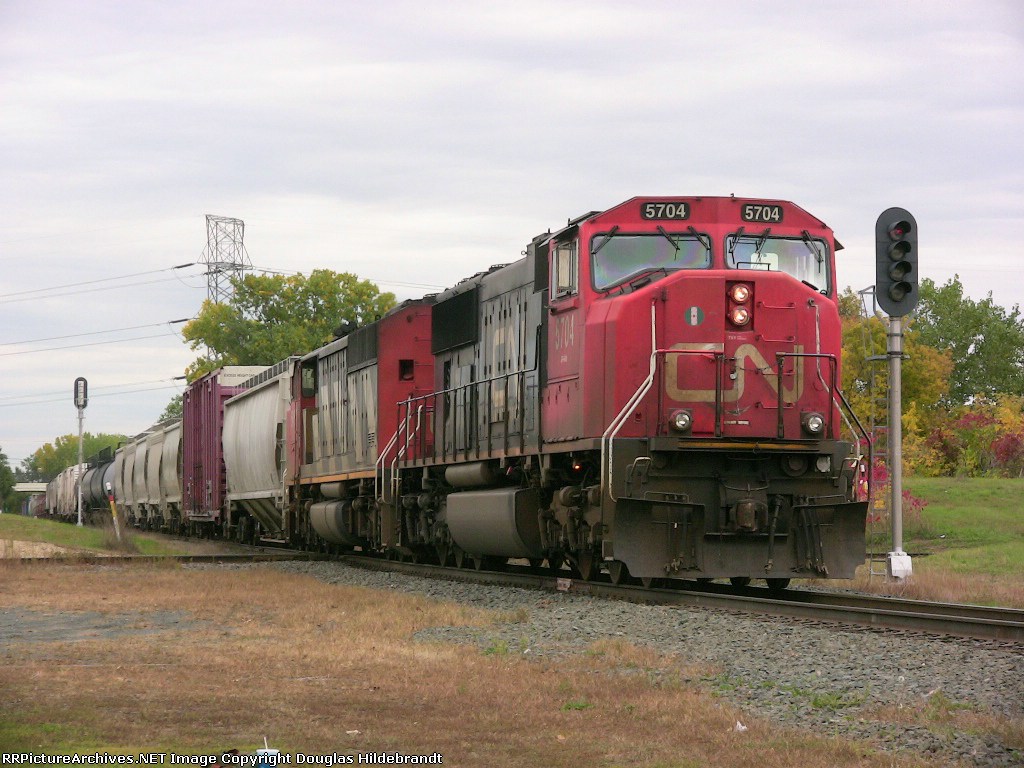 CN 5704